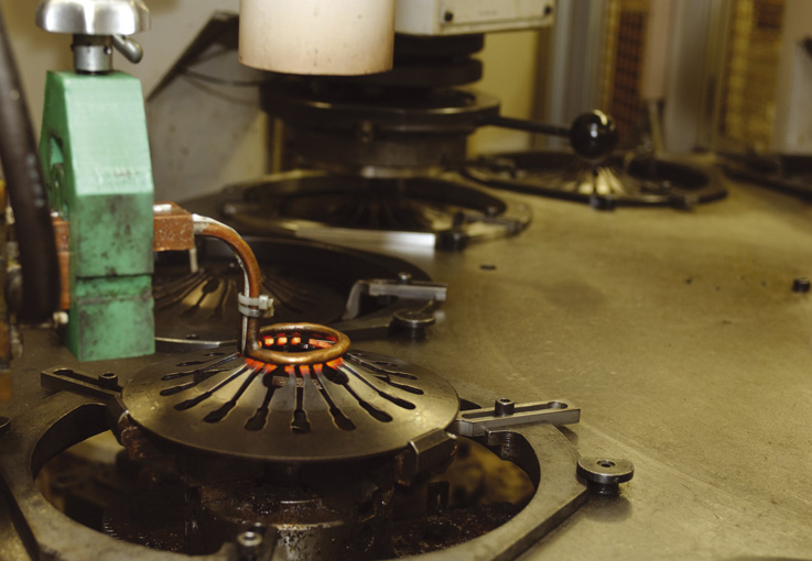 LuK diaphragm springs | Press media | Schaeffler Germany